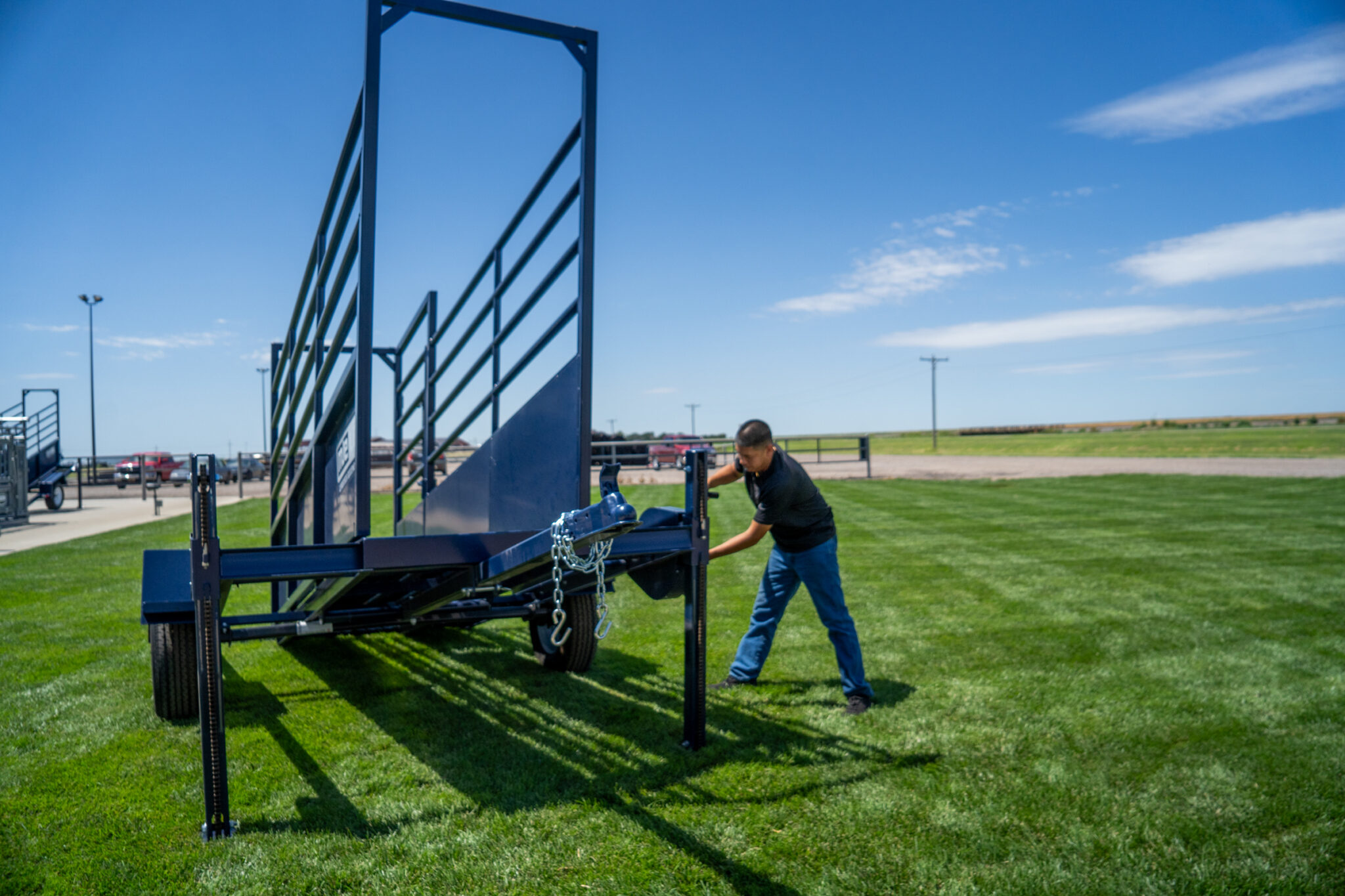 Elite Portable Load-out Chute - MJE Livestock Equipment