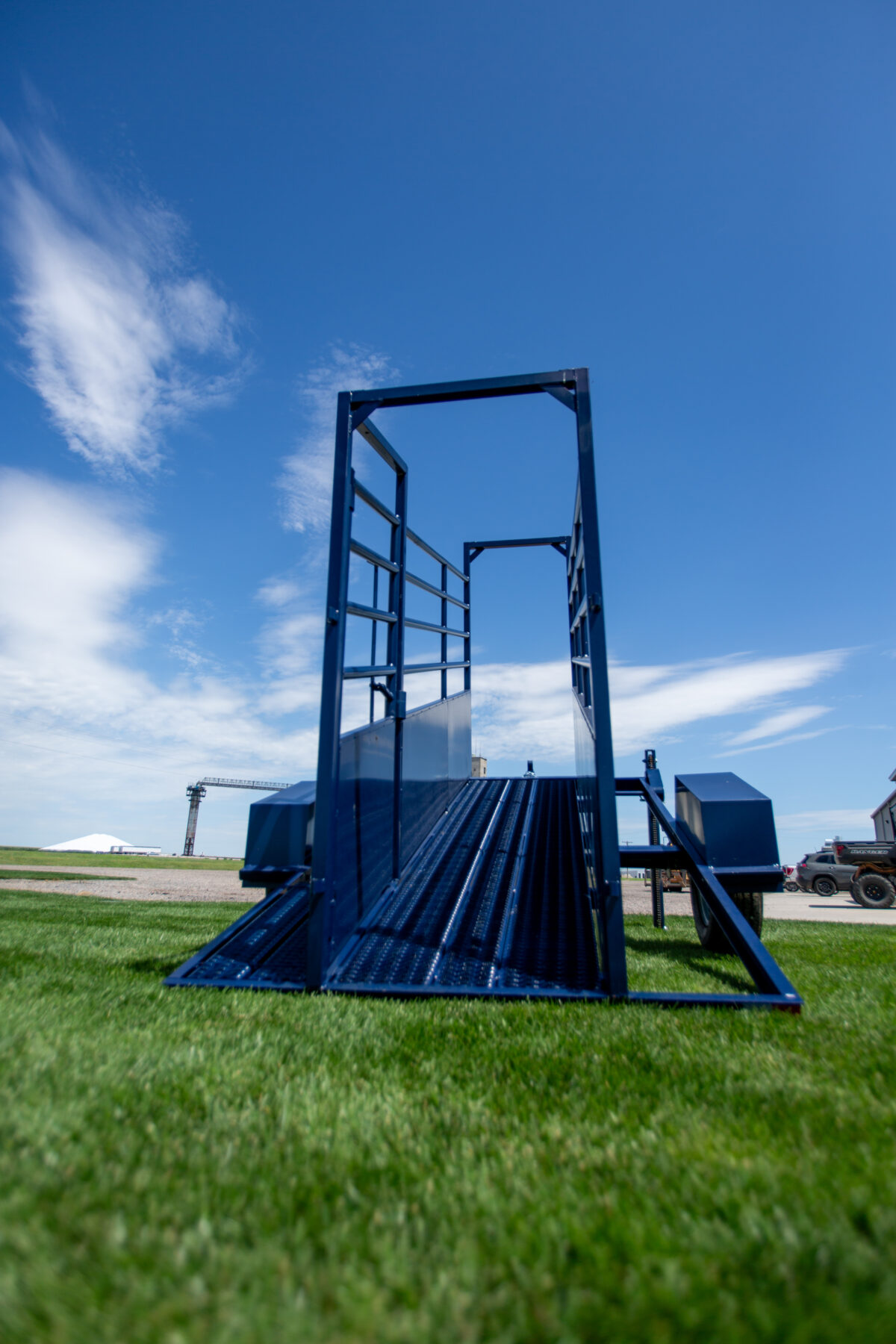 Elite Portable Load-out Chute - MJE Livestock Equipment